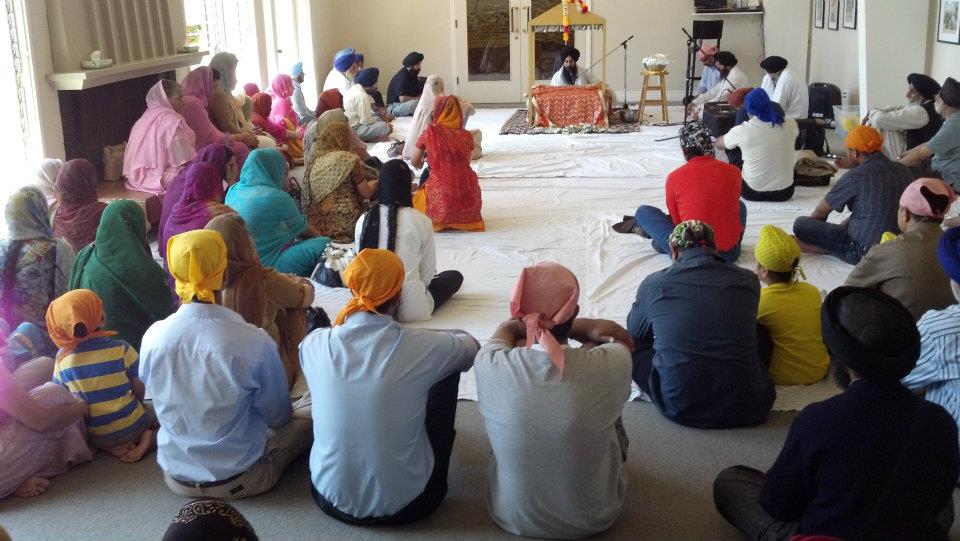 Bay Area synagogue opens doors to Sikh congregation